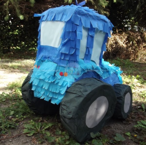 Traktor piñata | Pinatabulira